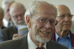 Prof. a.D. Klaus Möbius • Physik • Freie Universität Berlin