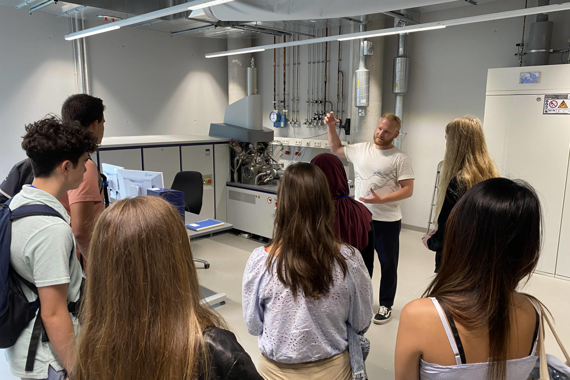 SommerUNI 2024: Impressionen • PhysLab & Schule • Physik • Freie Universität Berlin